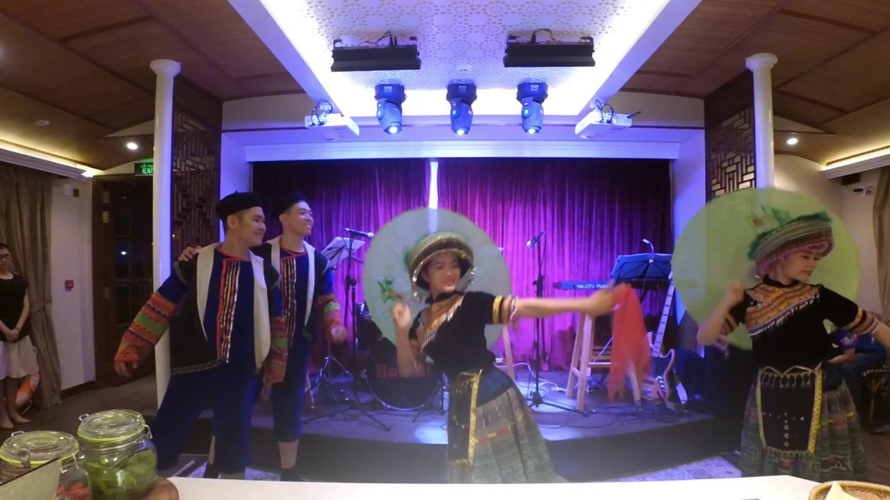 VIETNAMESE FOLK DANCE TRADITIONAL CULTURE OF VIETNAM - YouTube