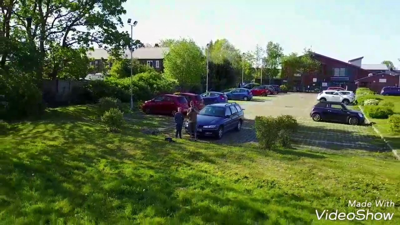 Dji Mavic pro drone (phantom 4) 3rd flight with leo halton view widnes ...