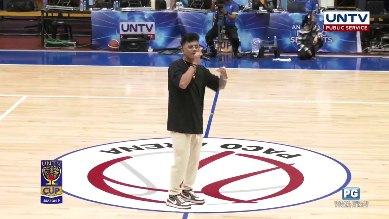 Play One's performance of "Balitaan" at UNTV Cup Halftime Break - YouTube