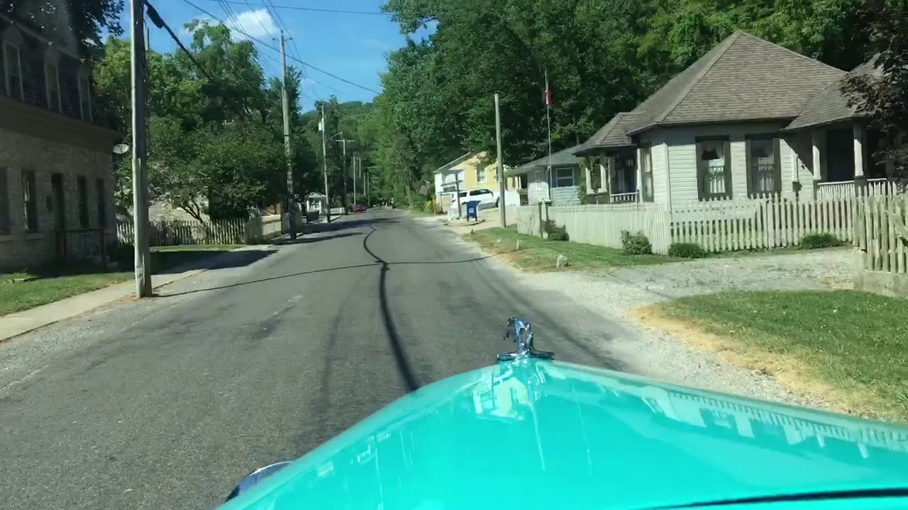 Driving through the old town of Elsa Illinois - YouTube