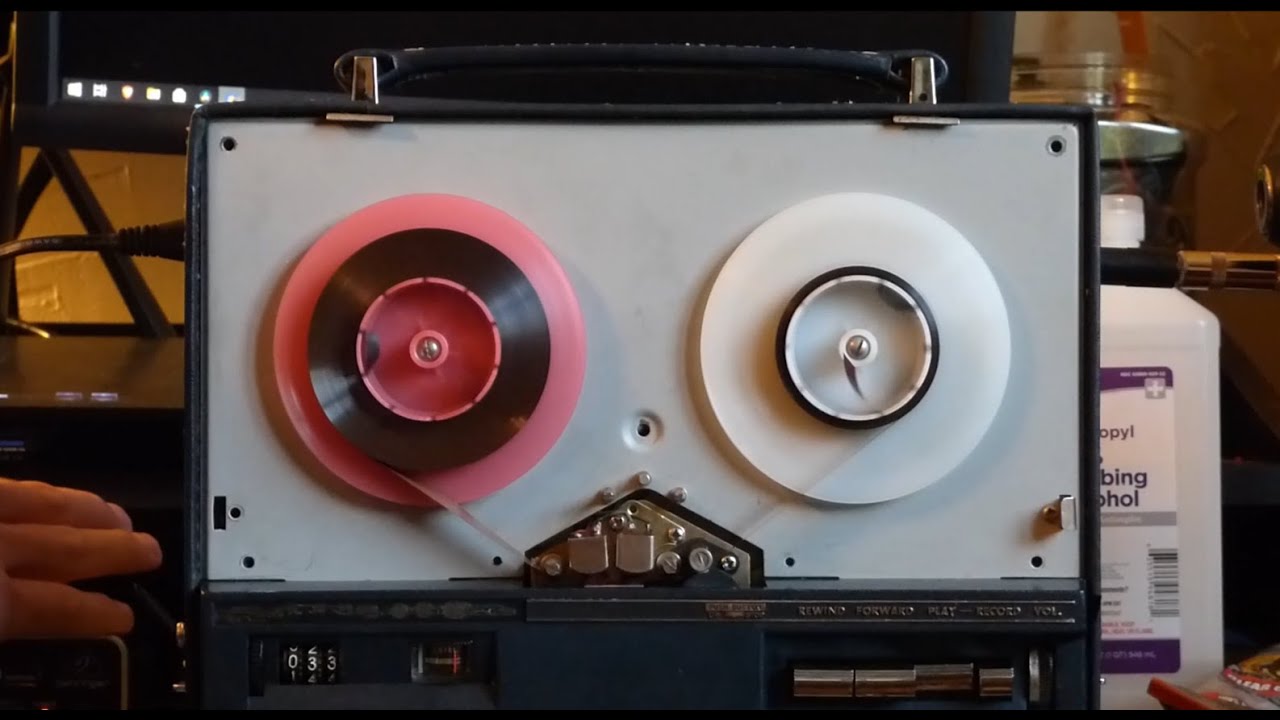 Tape Distortion From a 1960's Reel to Reel Tape Player/Recorder - YouTube