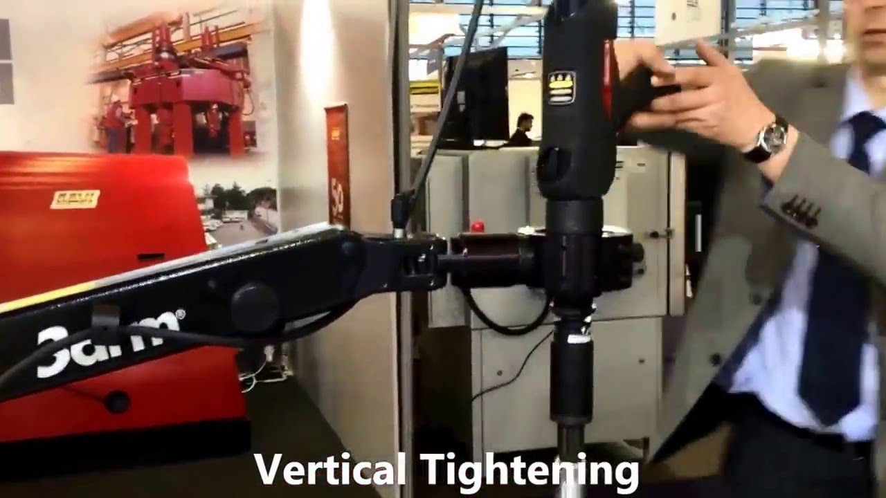 3arm Series 4 Tightening with Floating spindle-Desoutter Tool - YouTube