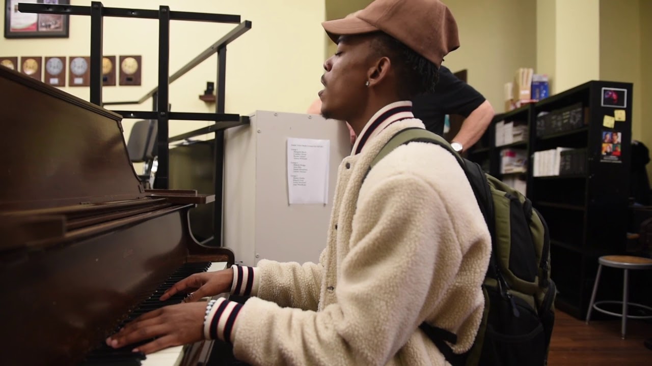 Mindless Behavior's Mike River sings Original Song on Piano - YouTube