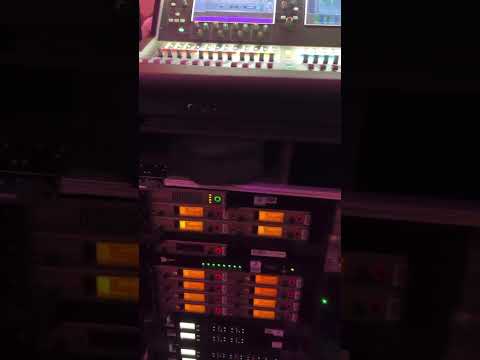 A&H Dlive - My Monitor World setup