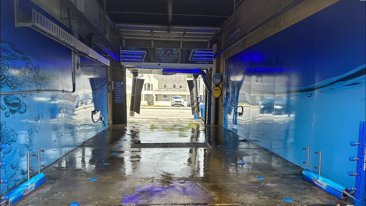 BRAND NEW: WashWorld RAZOR Double Barrel: Typhoon Touchless Auto Wash - YouTube