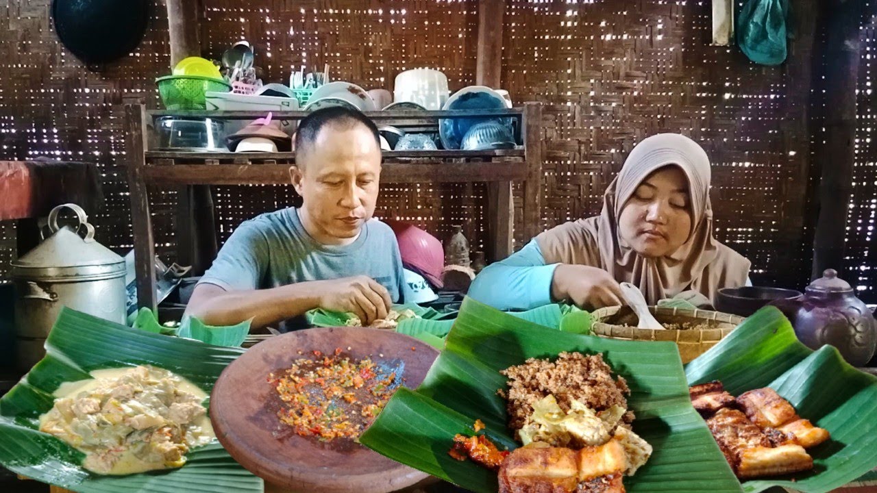 masakan desa, nasi tiwol blendrang koro tempe, sambal urek, ikan goreng ...