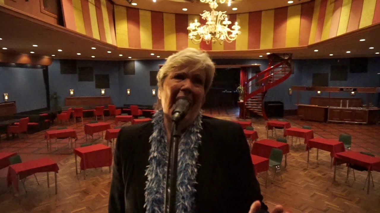 Anneke Douma...Hurt - YouTube