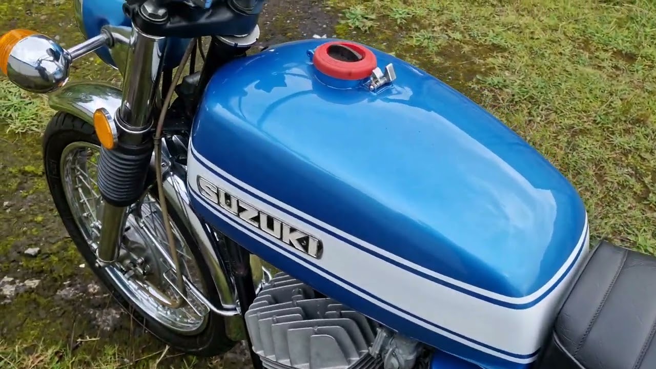 Hugh Adams Motorcycles - 1971 Suzuki T350 - YouTube