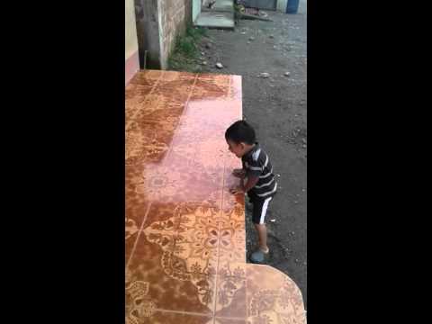 MaRroNeAnDo En La cAllE 😂😂(El MarrOneO cAuSa lOcuRa 👀Niño De 4 añOs😂👌)