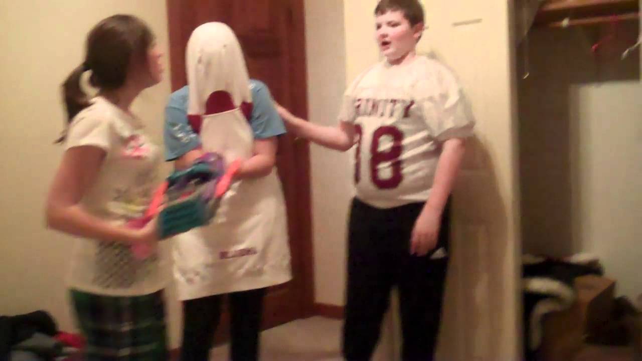 the sam and patrick show! hehe :) - YouTube