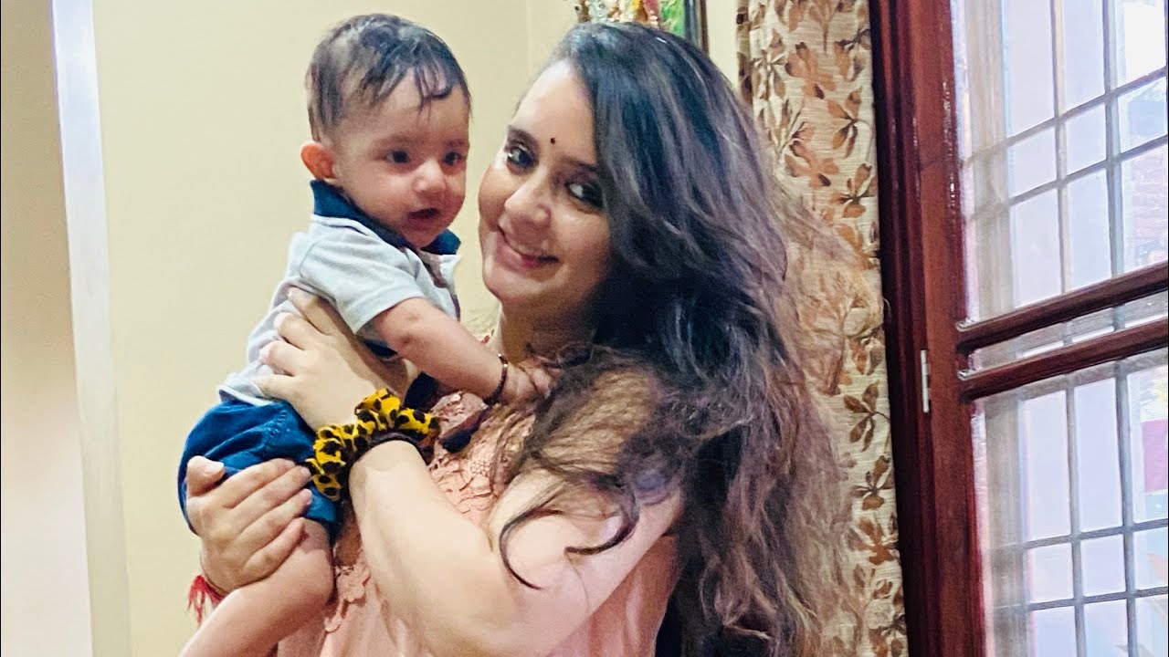 Mma baby playing - YouTube