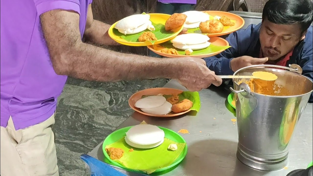 India's Famous BIDADI THATTE IDLI in Bangalore | Popular Breakfast ...