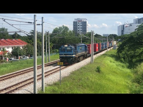 09/09/2022 KTMB Class 29117 Tembusu at KM33 Sungai Petani Station ...