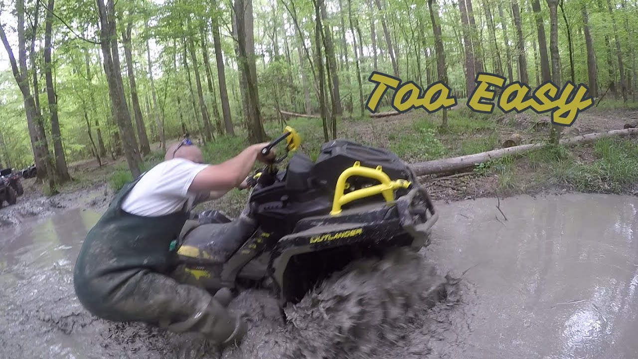 Outlander XMR 1000 on 32" Assassinators Make It look EASY Rubicons ...