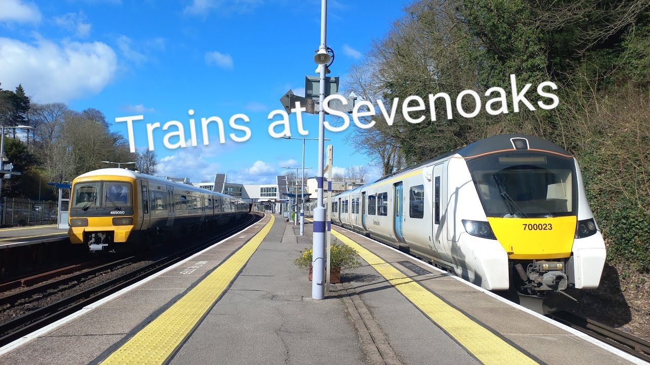 Trains at Sevenoaks March 2023 - YouTube