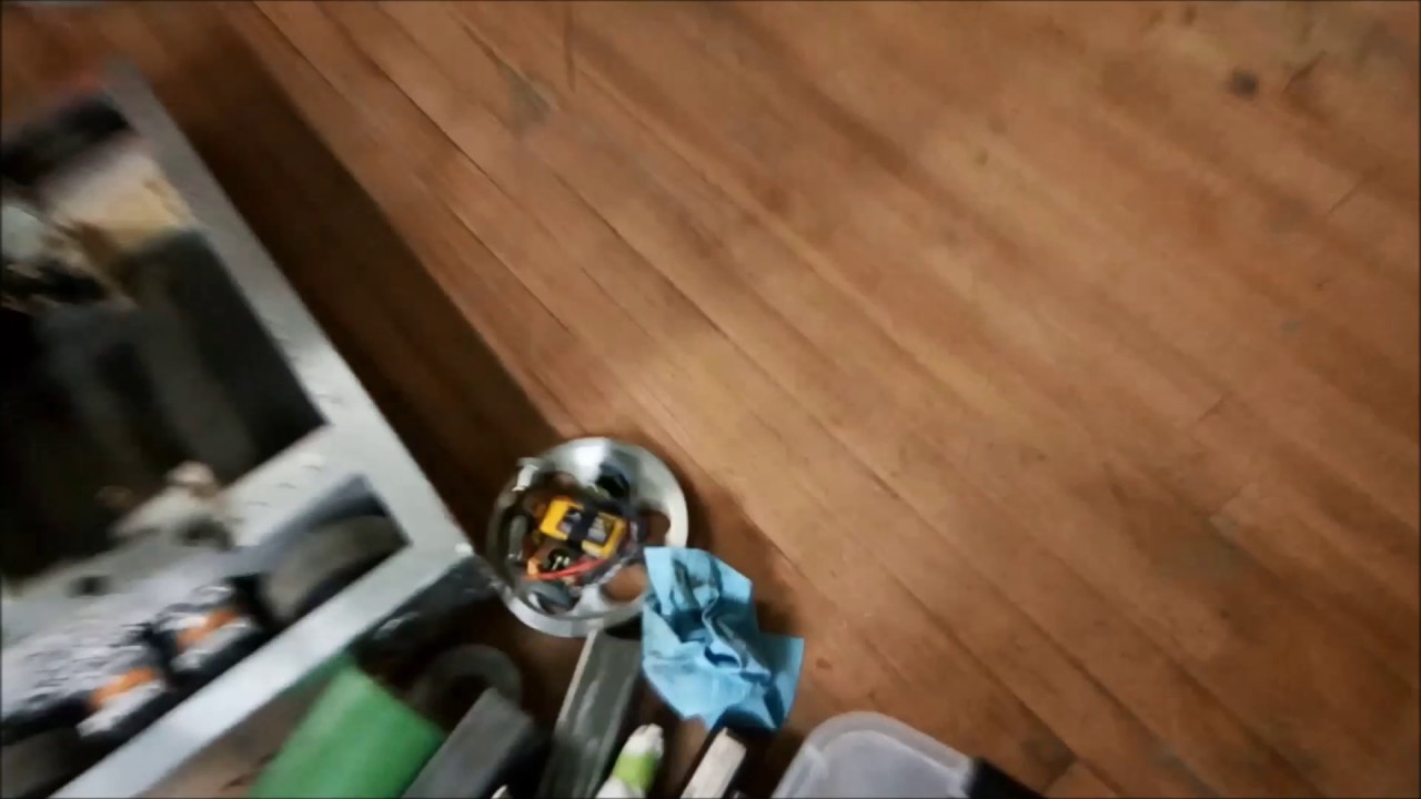 derpy blheli robot - YouTube