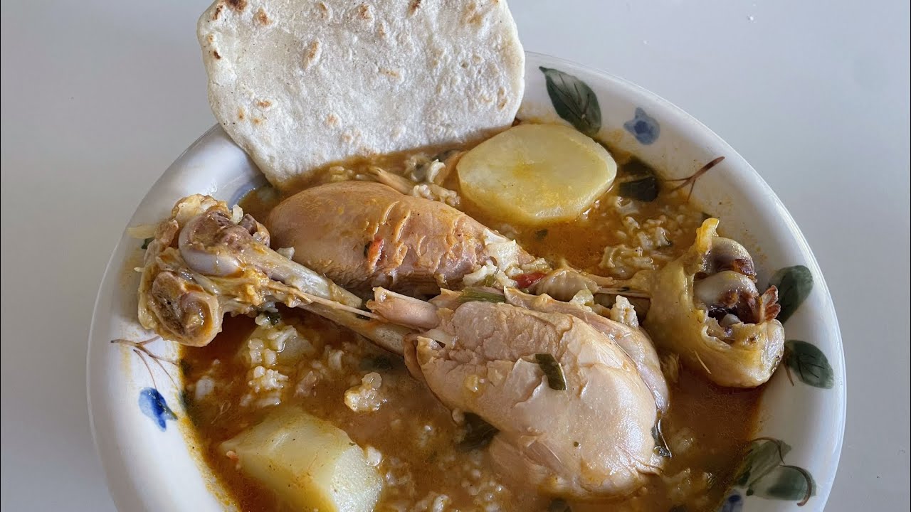 Pollo en Amarillo - YouTube