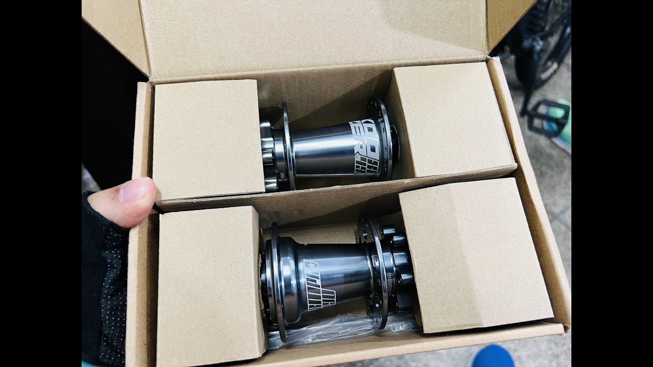 INSTALLING KOOZER XM490 PRO HUB ON KAZE ZERO CYCLE - YouTube