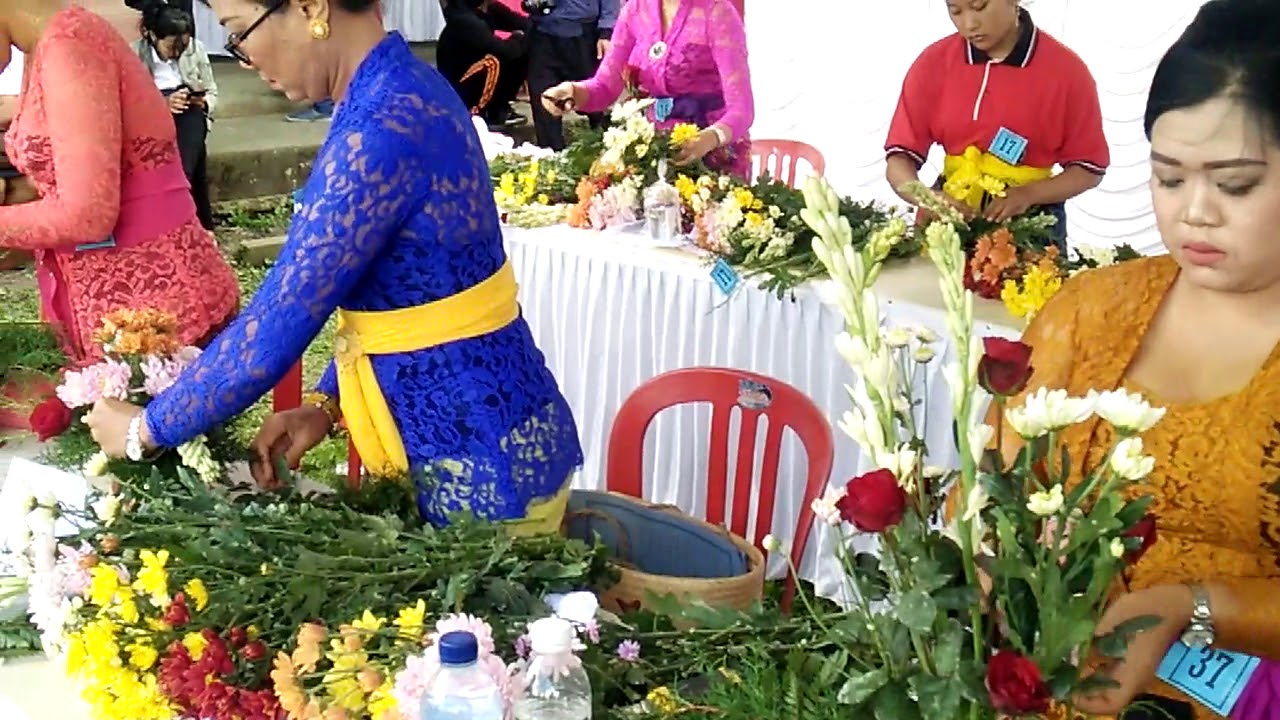 Lomba Merangkai Bunga Serangkaian Acara TLF Buyan & Tamblingan 2018 ...