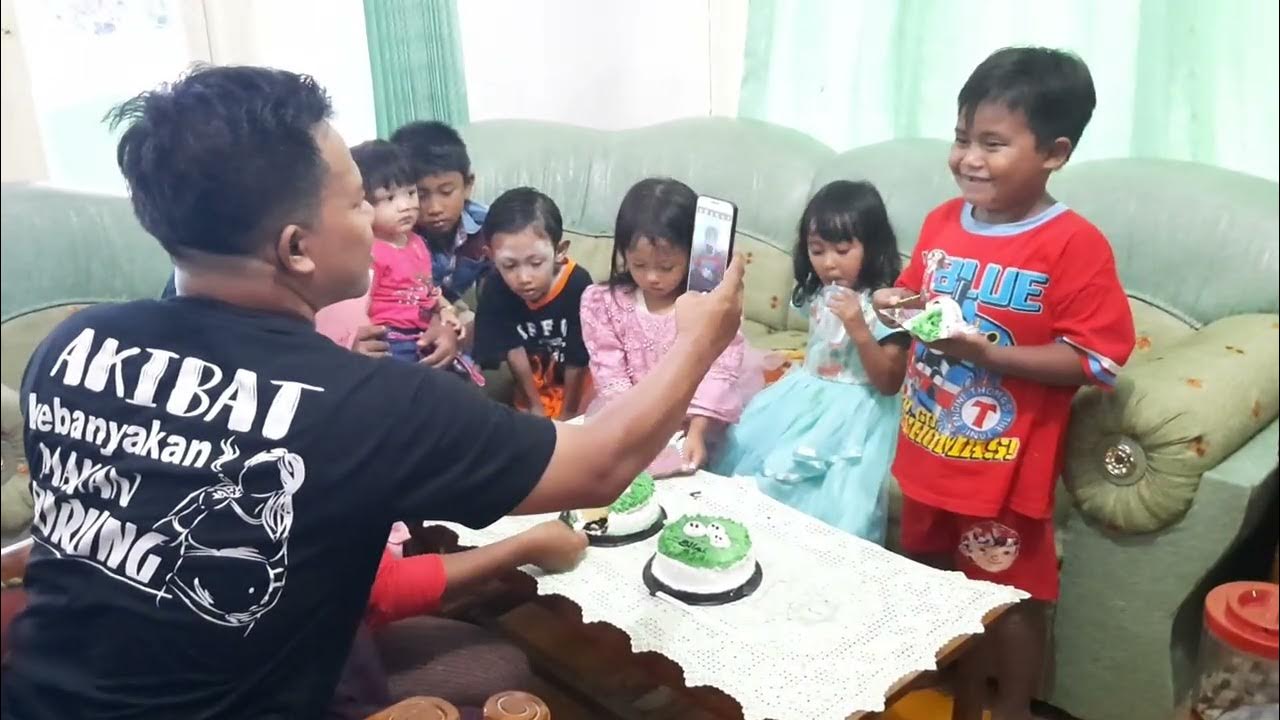 ulang tahun dede - YouTube