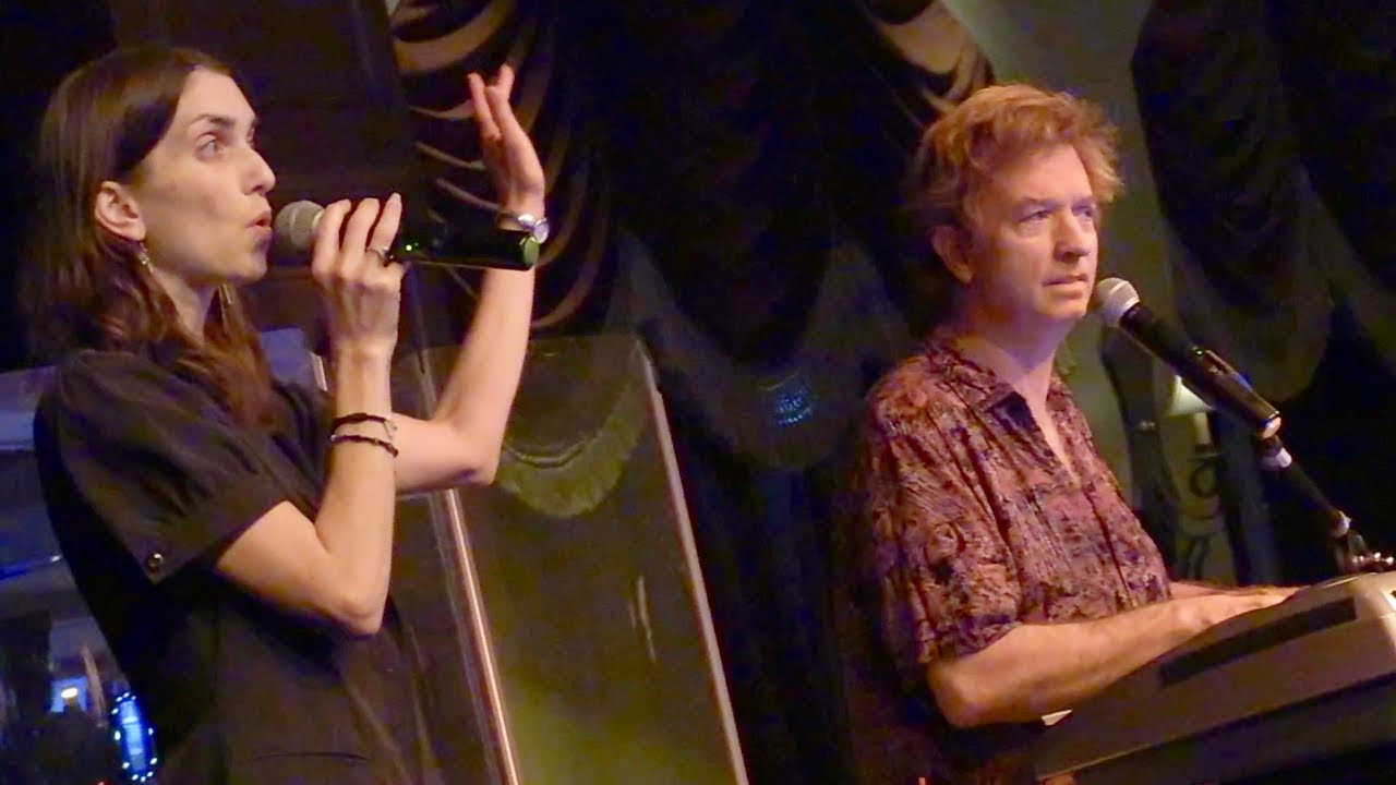 Sally Olson & Ned Mills - A Kind Of Hush - YouTube
