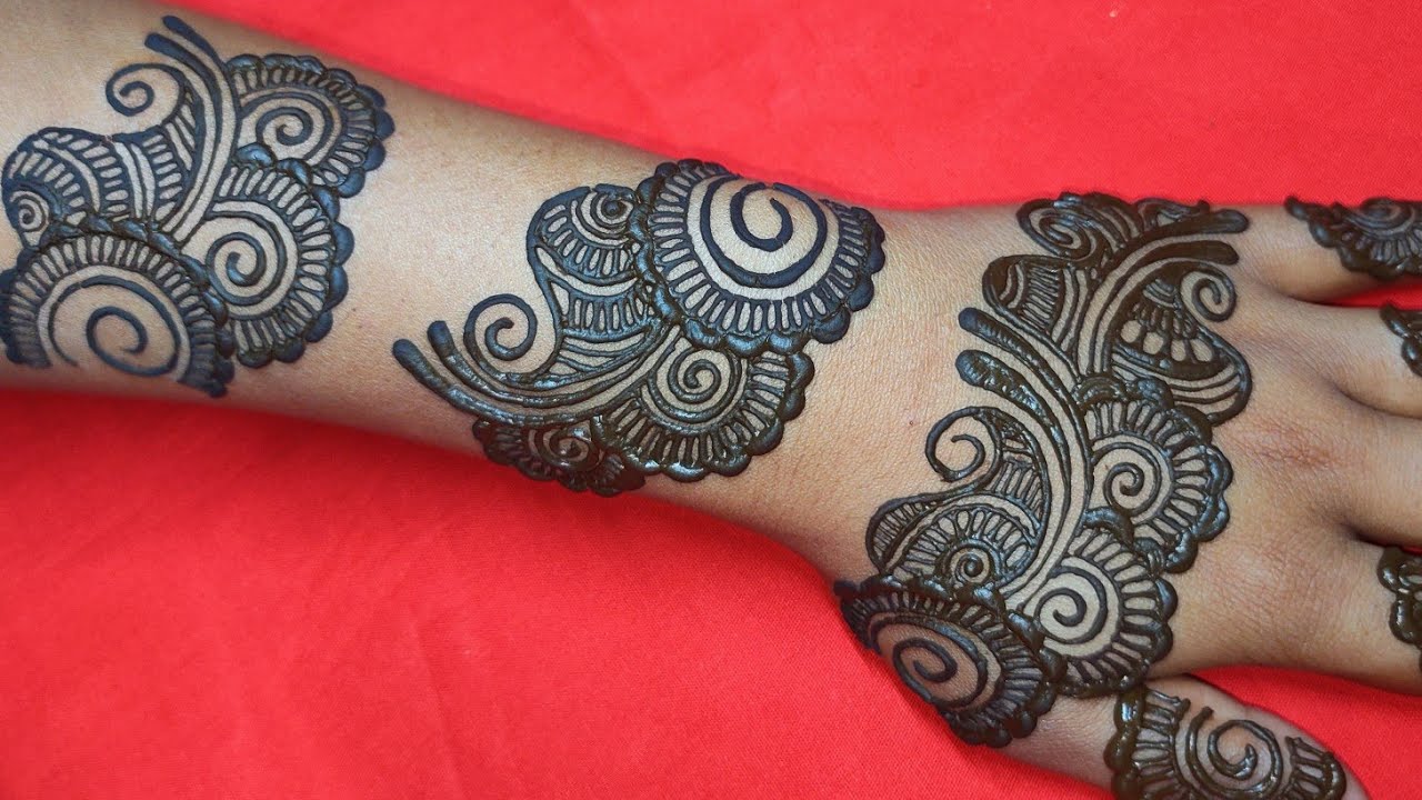 Belt/Bangle Style Round Arabic Mehndi Design For Back Hand 2021 ...