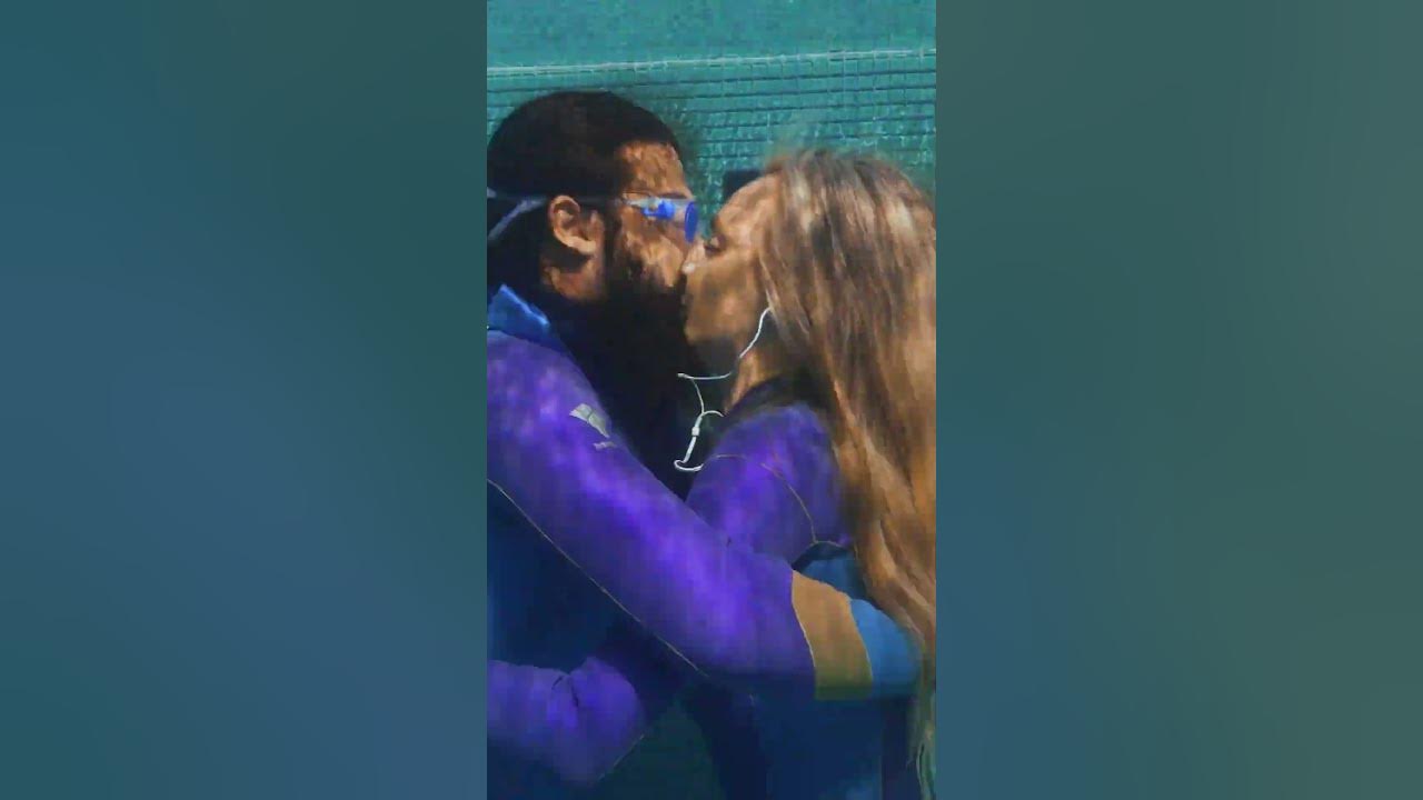 longest-underwater-kiss-4-minutes-and-6-seconds-by-beth-neale-and