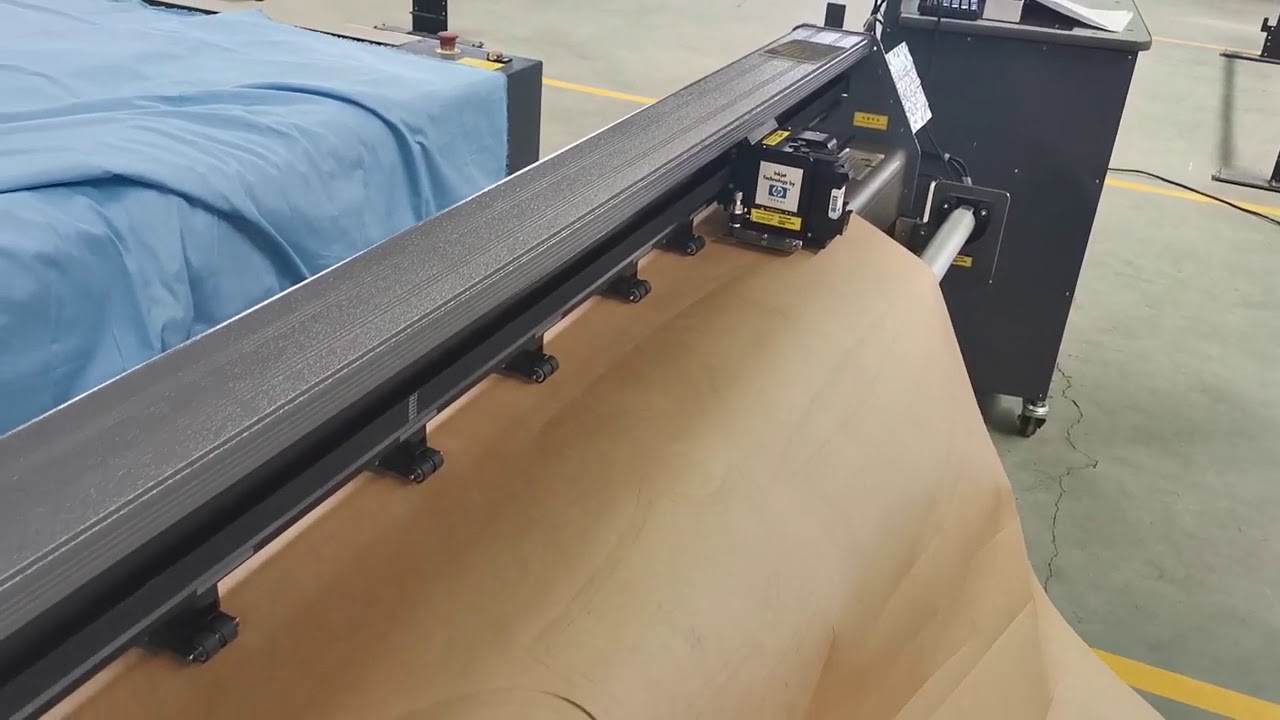 プロッター／Richpeace Vertical Cutting Plotter for Kraft Paper Print & Cut - YouTube