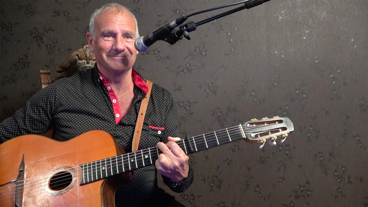"Hallelujah" de Leonard Cohen - interprétation de Gilles Savey - YouTube