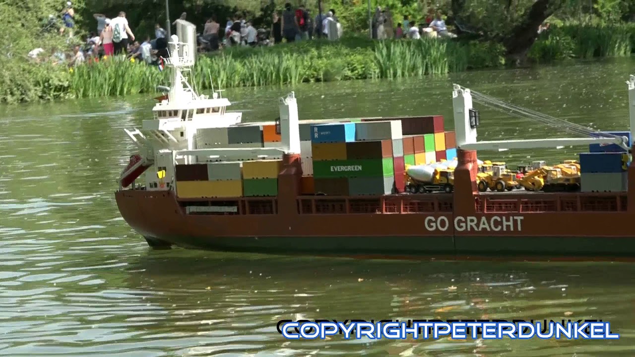 RC CARGO MEGA SHIP GO GRACHT ACHTERGRACHT münchenstein - YouTube
