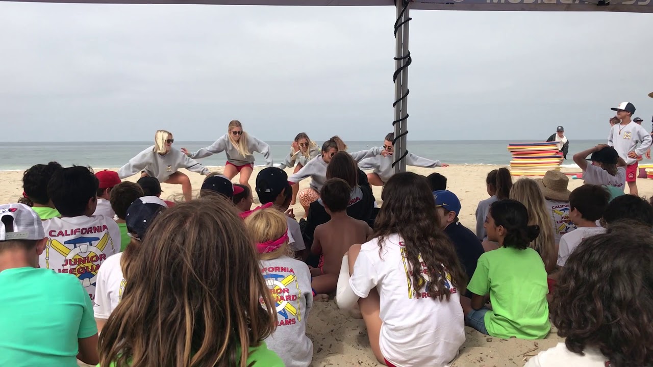 Funny Junior Lifeguard dance #2 - YouTube
