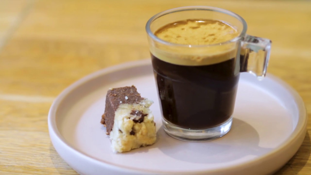 PAUSE. Café | Fresh Food & Coffee | Lille, France - YouTube