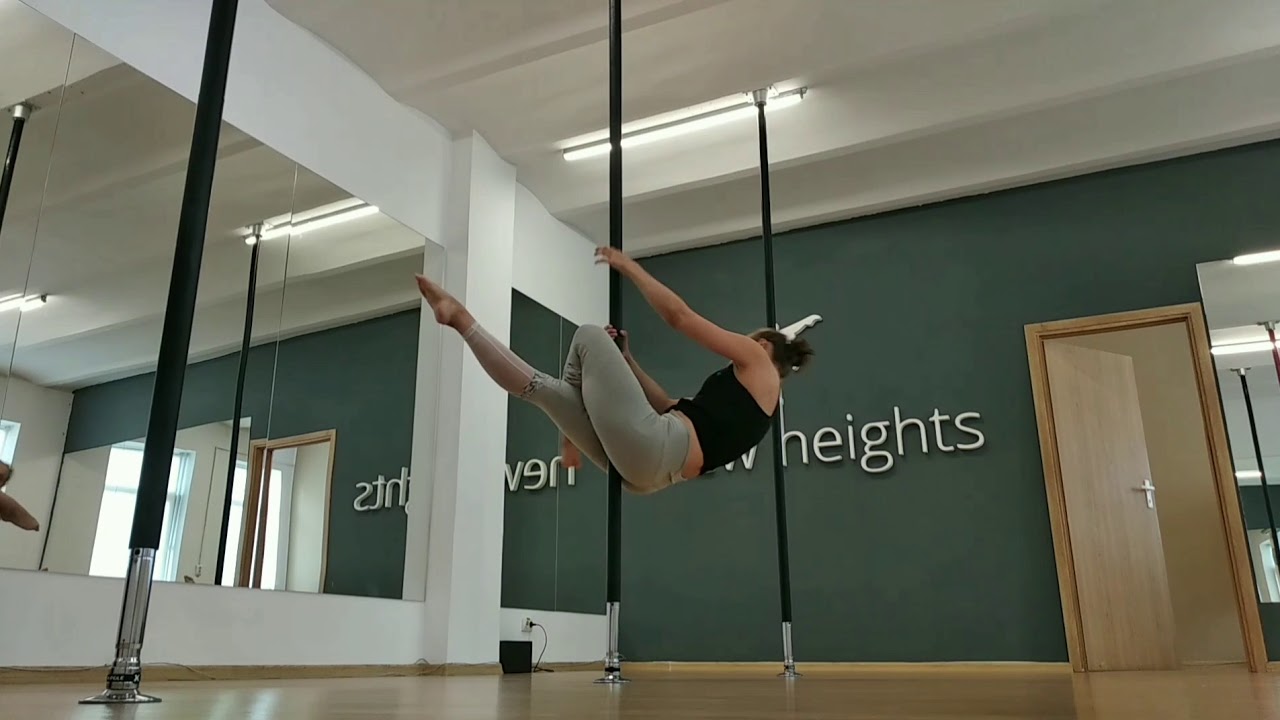 Tricks & Flow - Layback to Figurehead Spinning Pole Combo - YouTube