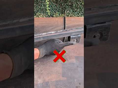 No welder has revealed the secret to installing wheels for a swinging gate.