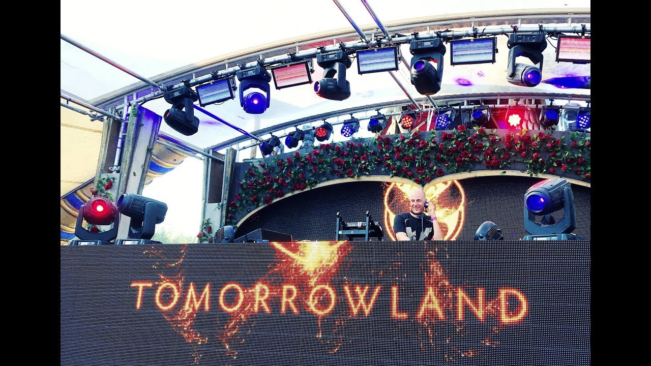 Jan Vervloet Tomorrowland 2018 Weekend 1 Bonzai Stage The Rose Garden ...
