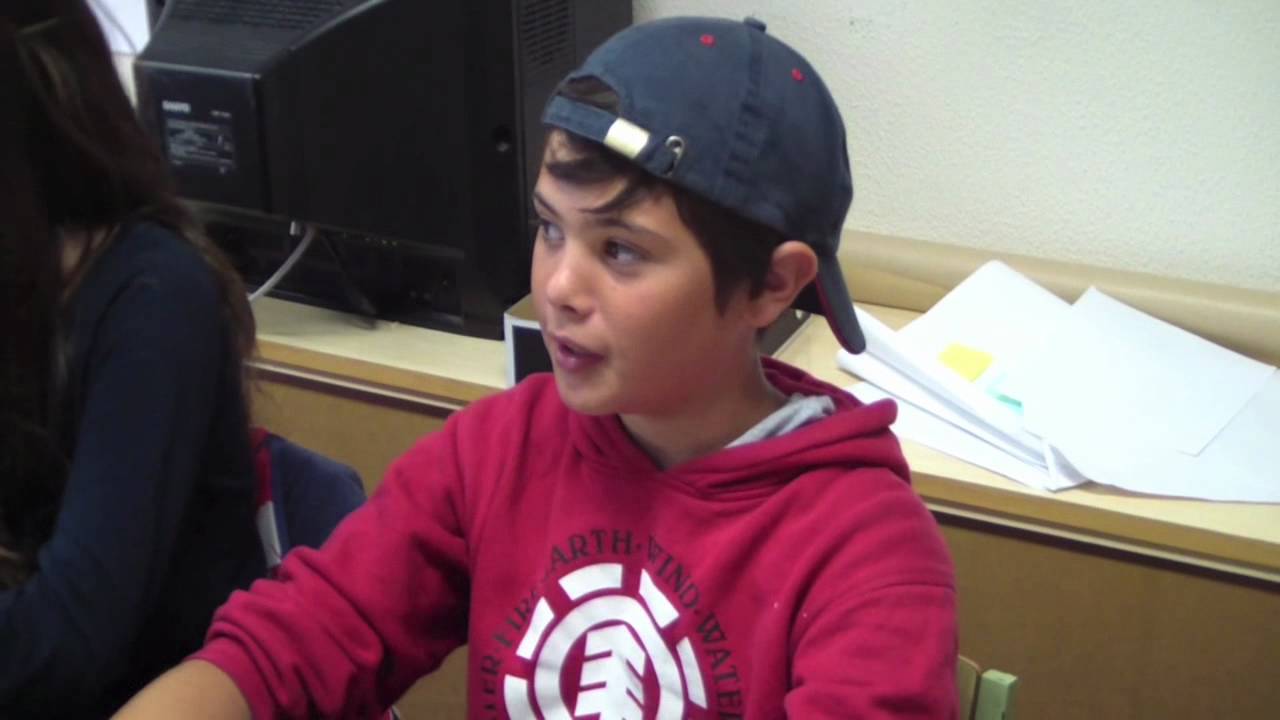 Forenex La Coruña 2012, Debate in Scott's Class, Nacho2 - YouTube