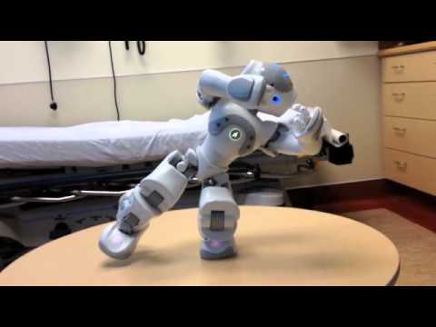 University of Calgary's MEDi robot performs Tai Chi - YouTube