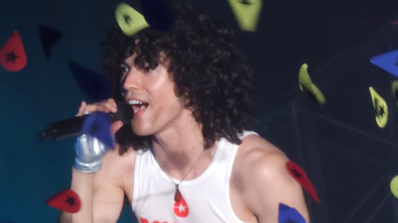 "Alley Rose" - Conan Gray fancam 2024.08.27 Hong Kong Found Heaven On ...