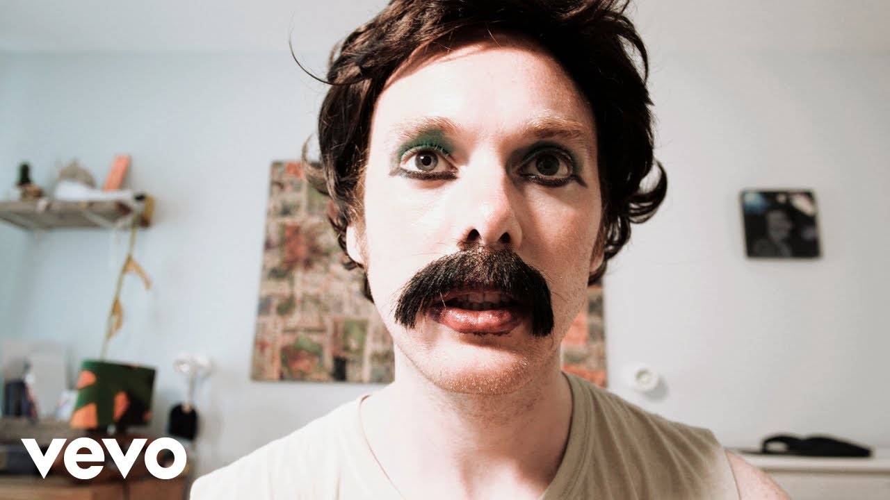 Helen 55 - No Trace At All - YouTube