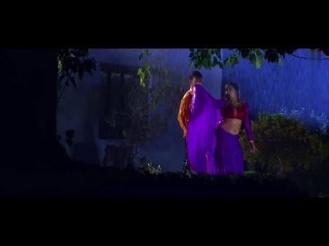 Aamrapali Dubey Hot Sexy Removing Her Saree & Shows Her Wet Blouse Boob View Tummy Body Navel Hole