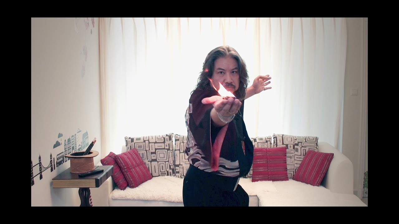 Albert Tam 譚永銓 2012紅與白 新譯 - YouTube