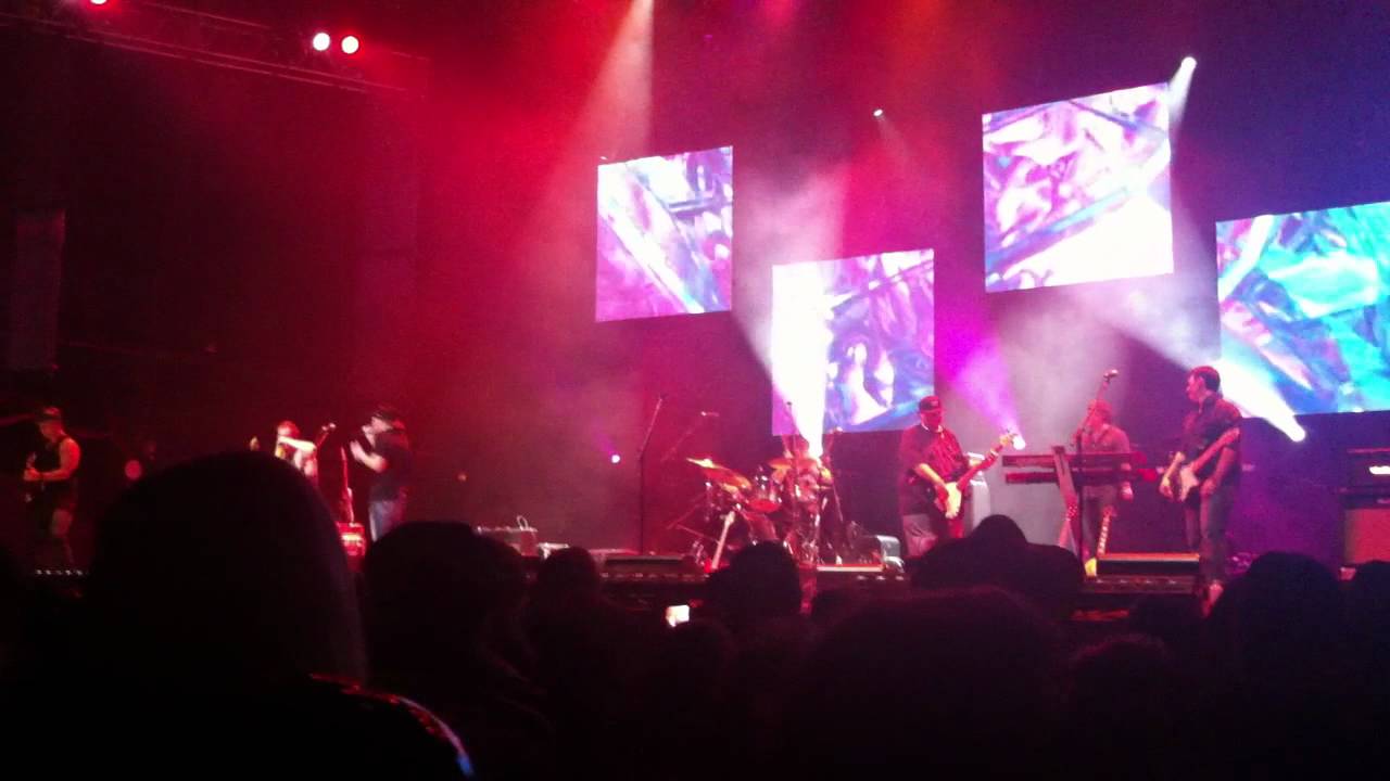 Steve Forde - Killing In The Name - CMC Rocks The Hunter 2012 - YouTube ...