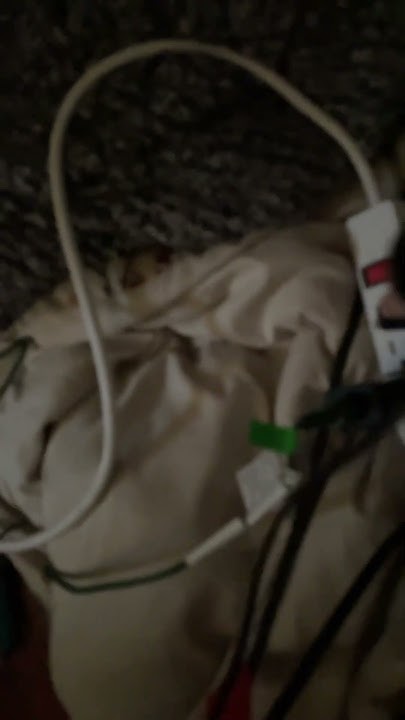 Plugging up ps3 - YouTube