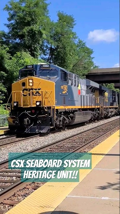 CSX #1982 Seaboard System Heritage Unit leads I031 - YouTube