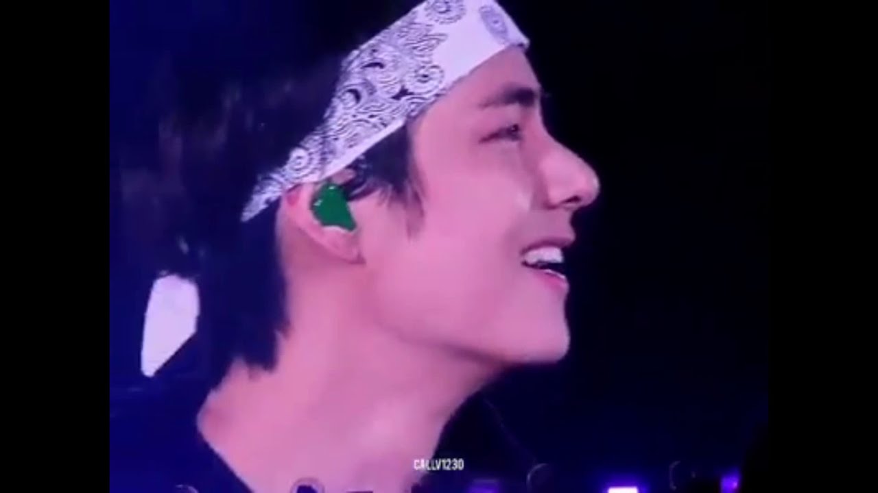 (BTS V - Kim Taehyung) Purple Heart - YouTube