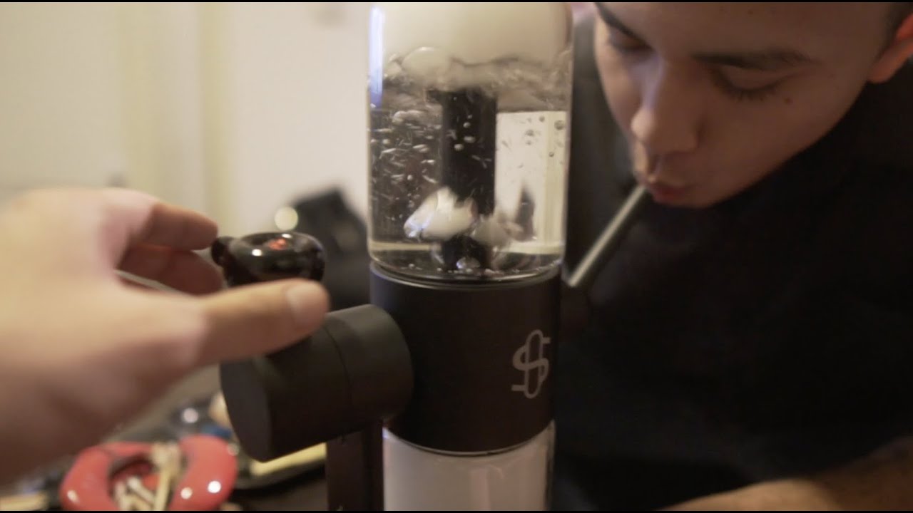 MASSIVE GRAVITY BONG RIPS - YouTube