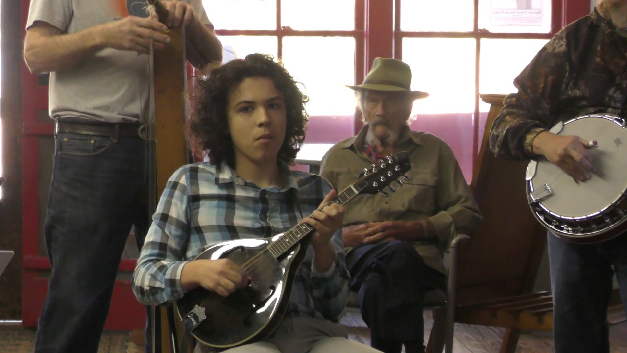 Bynum Front Porch pickers perform "Bury Me Beneath The Willow" - YouTube