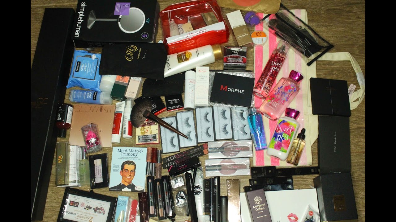 Huda Beauty Masterclass Goody Bag - Abu Dhabi 2016 - YouTube