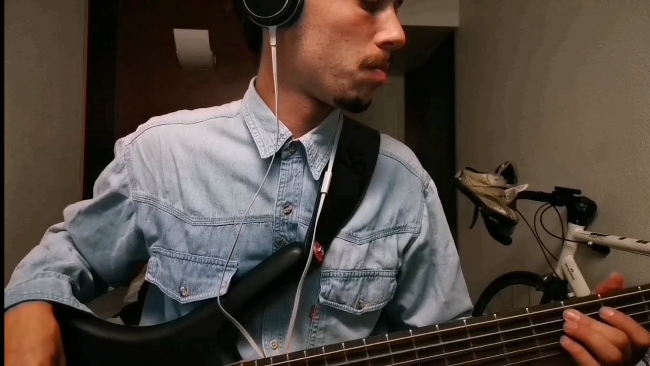 Alexander O'Neal - The Morning After (bass cover) - YouTube