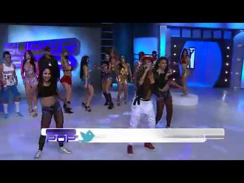 SuperPop: MC Taz deixa rolar e agita a galera